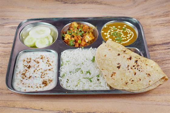 Rolling Kitchen Mount Roskill | Order Indian Food Online For Takeaways ...