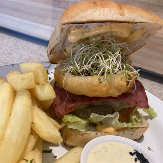 The Rangatira Tavern Te Karaka | Order Pizza | Burgers | Meal Online ...