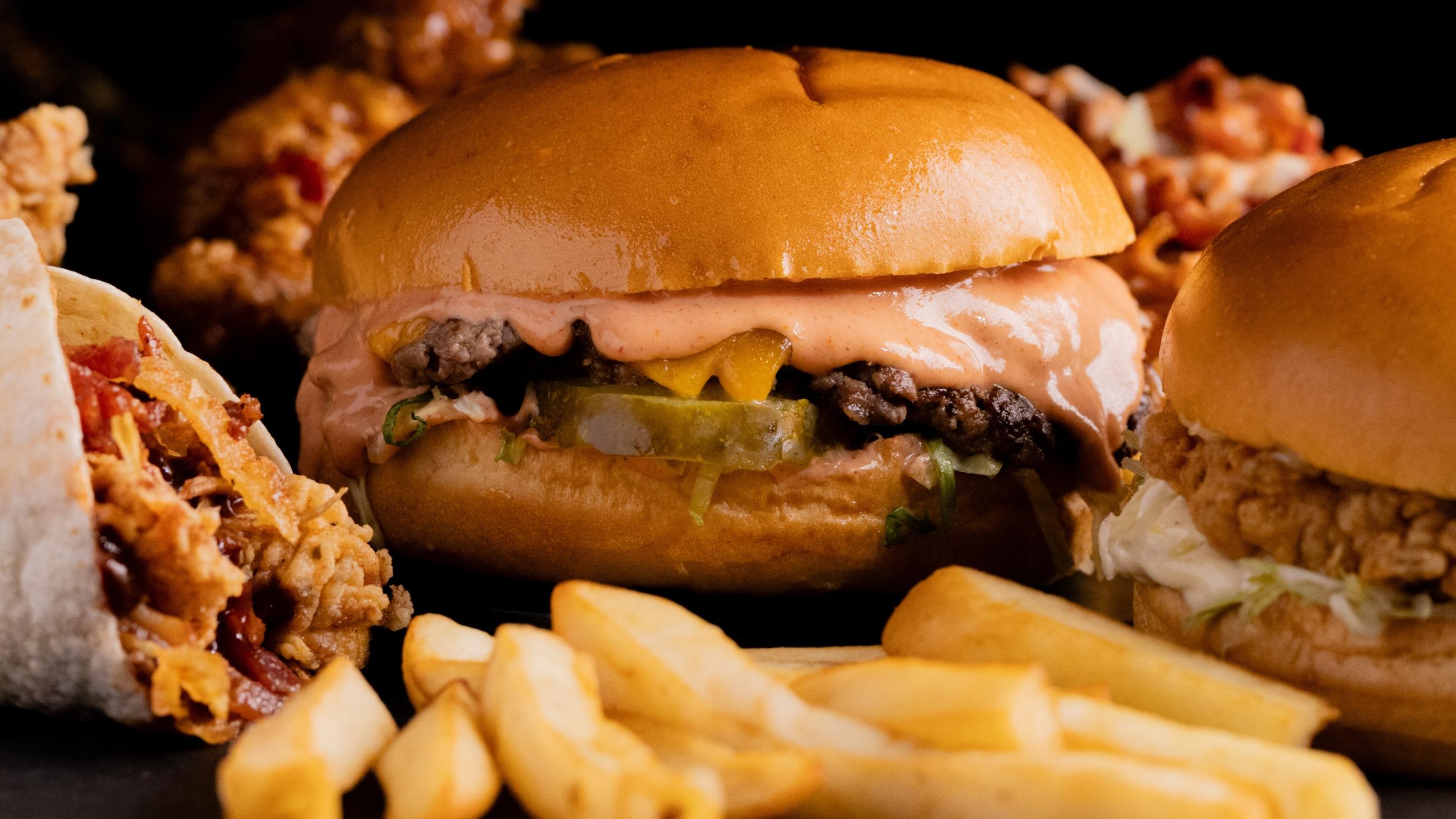 Burger Mania | Order Delicious Burgers Online in Mount Maunganui ...