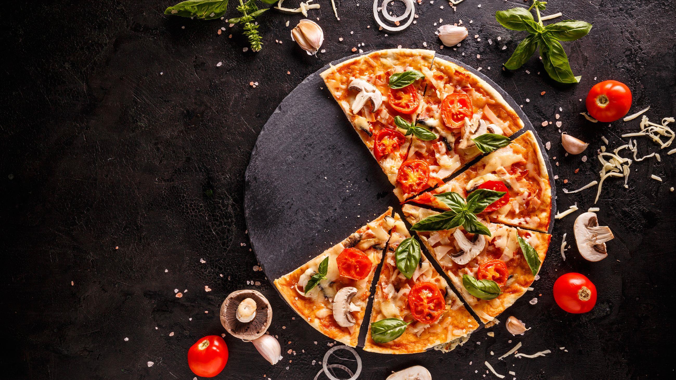 Fusion Pizza | Order Delicious Pizzas Online Takeaway - Order Meal
